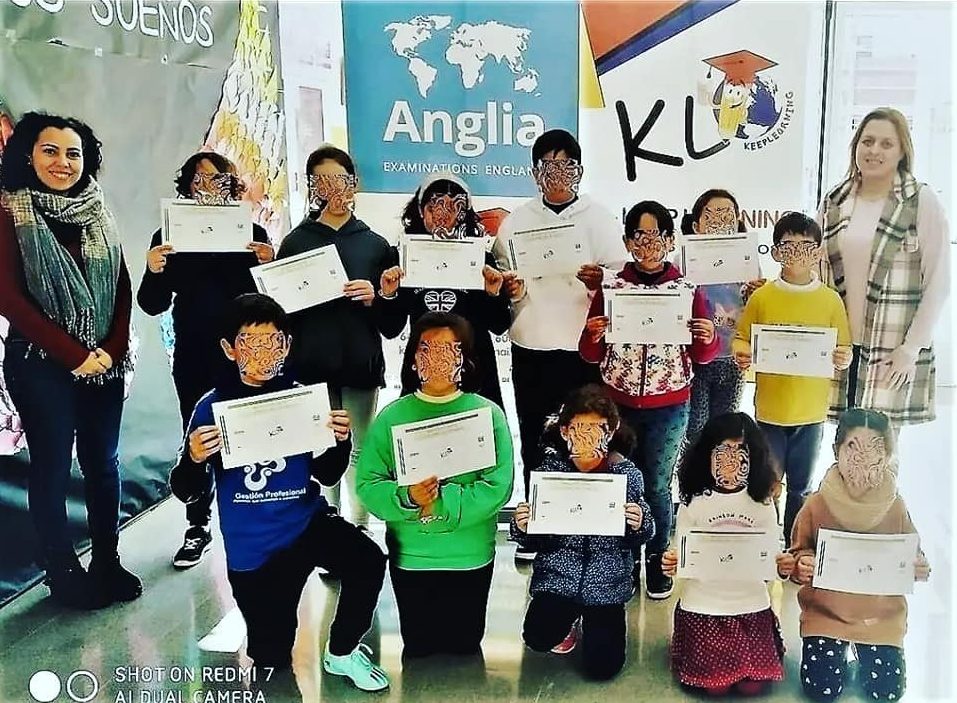 KL-KEEP LEARNING AWARDS 14 SCHOLARSHIPS - Keep Learning